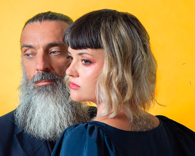 Mäbu en concierto. El Gran Café León. - León Cultural